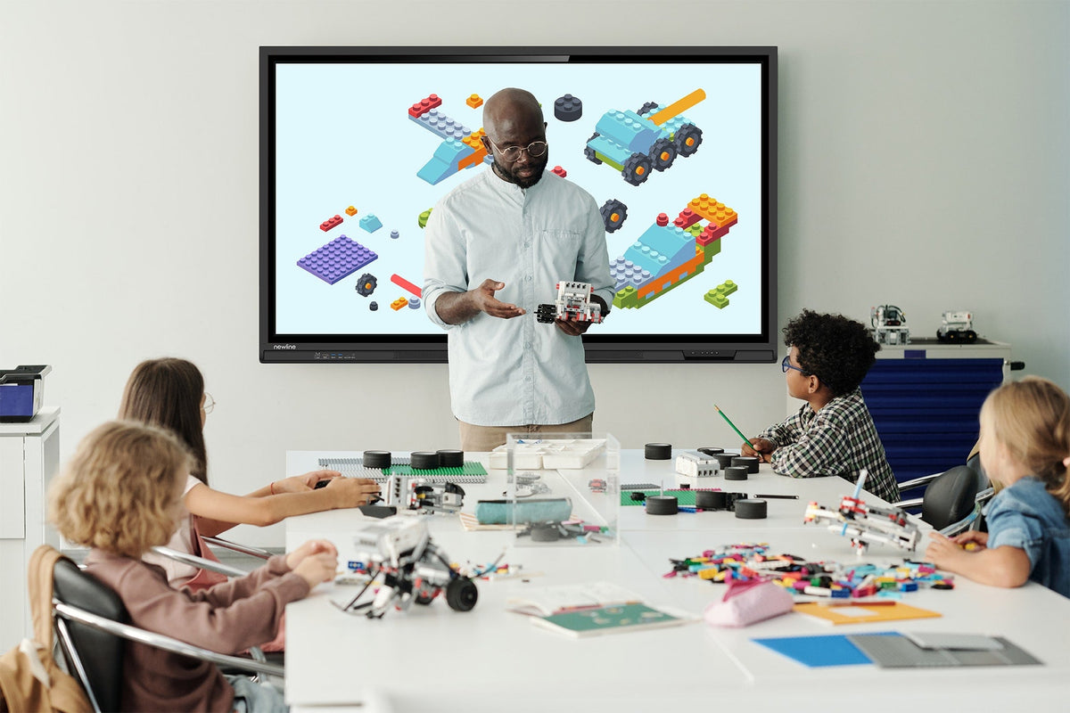 Newline 86" Lyra Pro Interactive Display – SmartScreens.ae